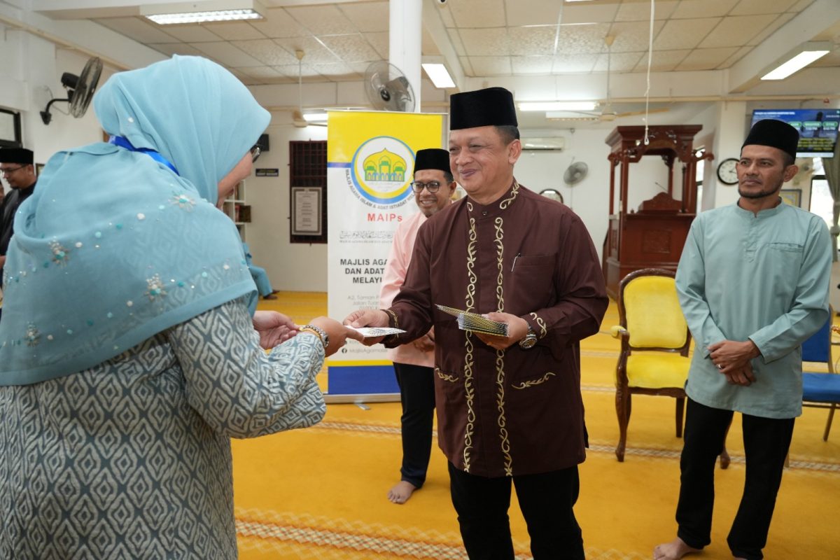 Raja Muda Perlis Berkenan Menyempurnakan Majlis Ijtimak Guru Muraqib ...
